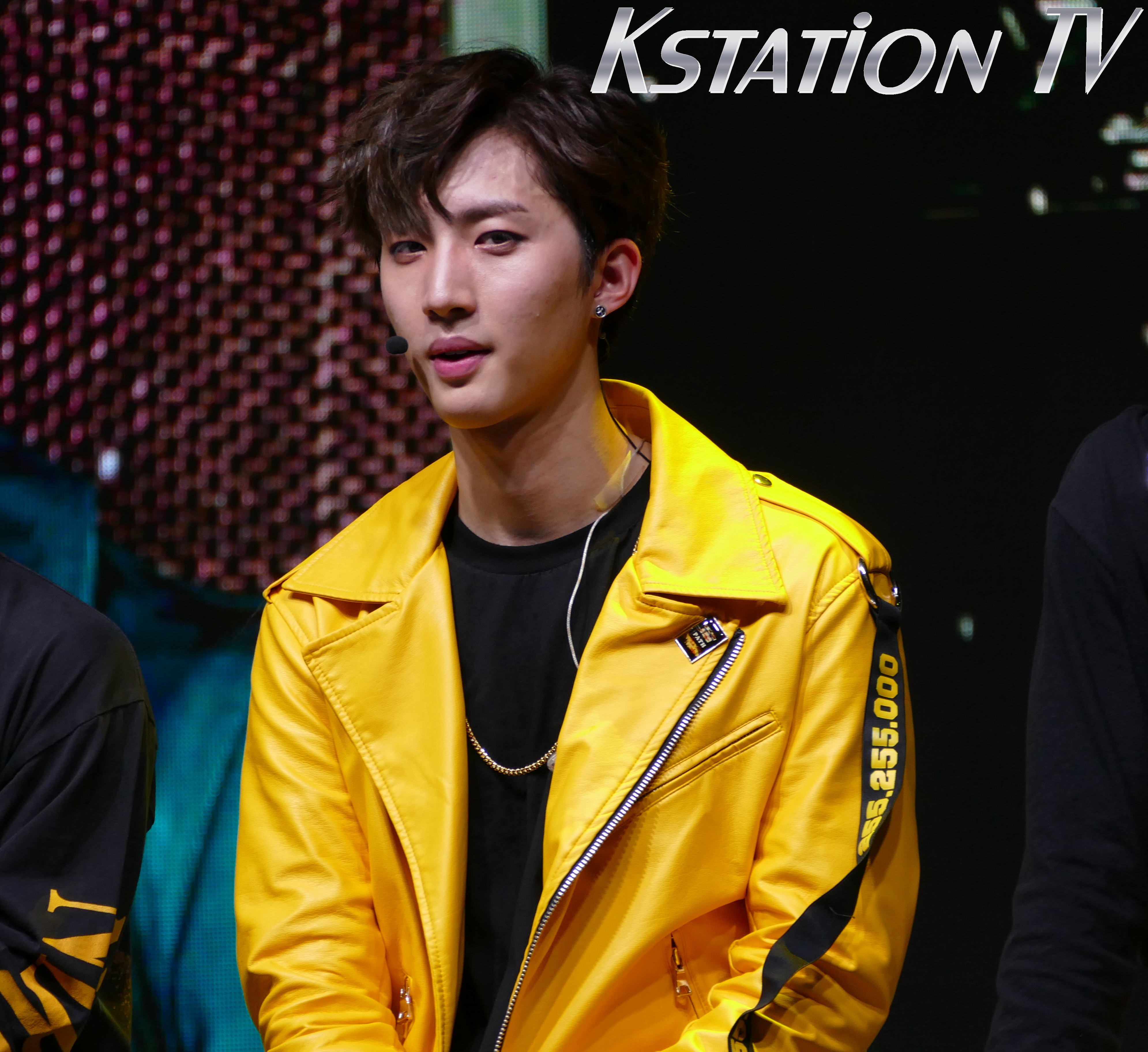 Pentagon showcase debut (22) – KSTATION TV