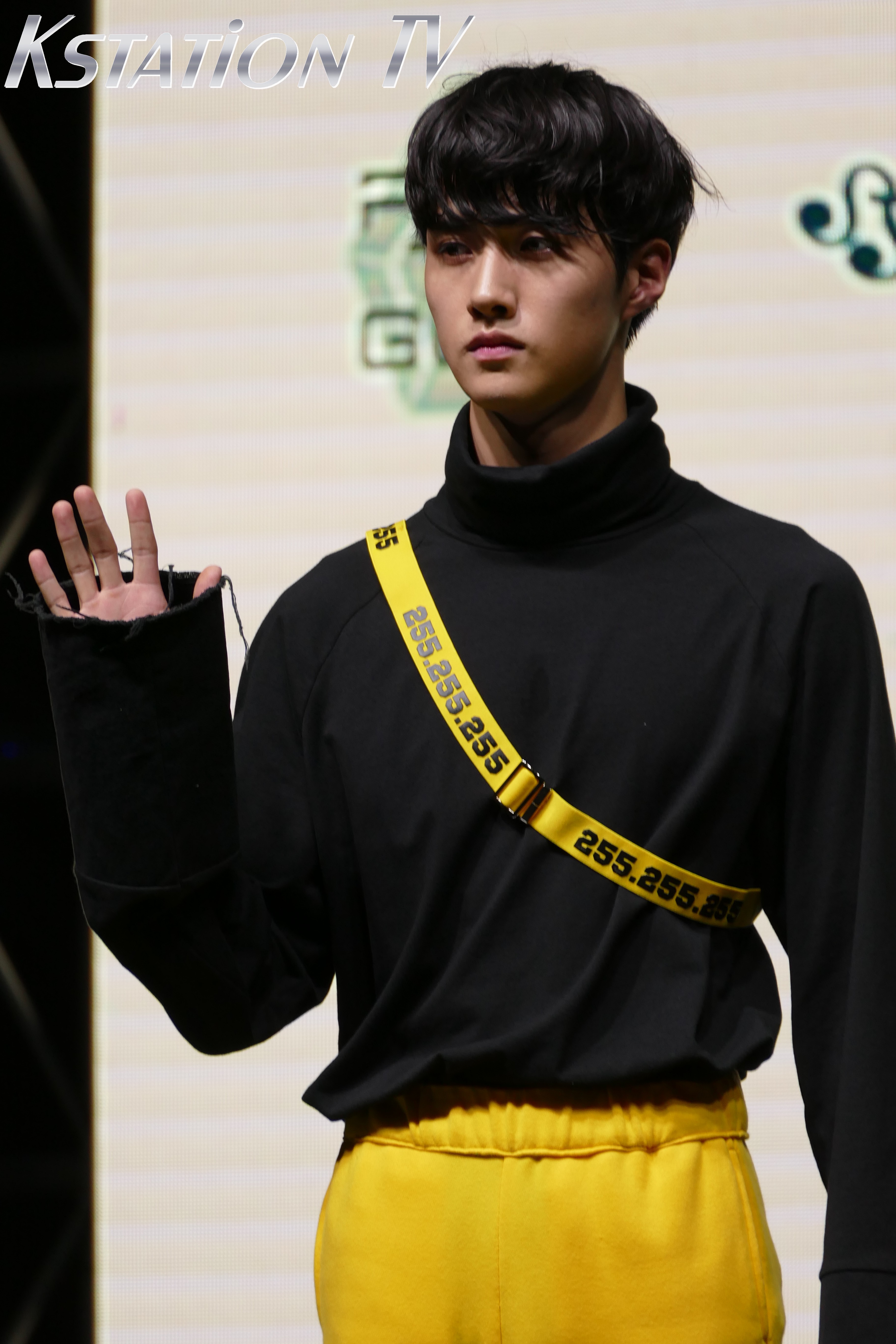 Pentagon showcase debut (35) – KSTATION TV