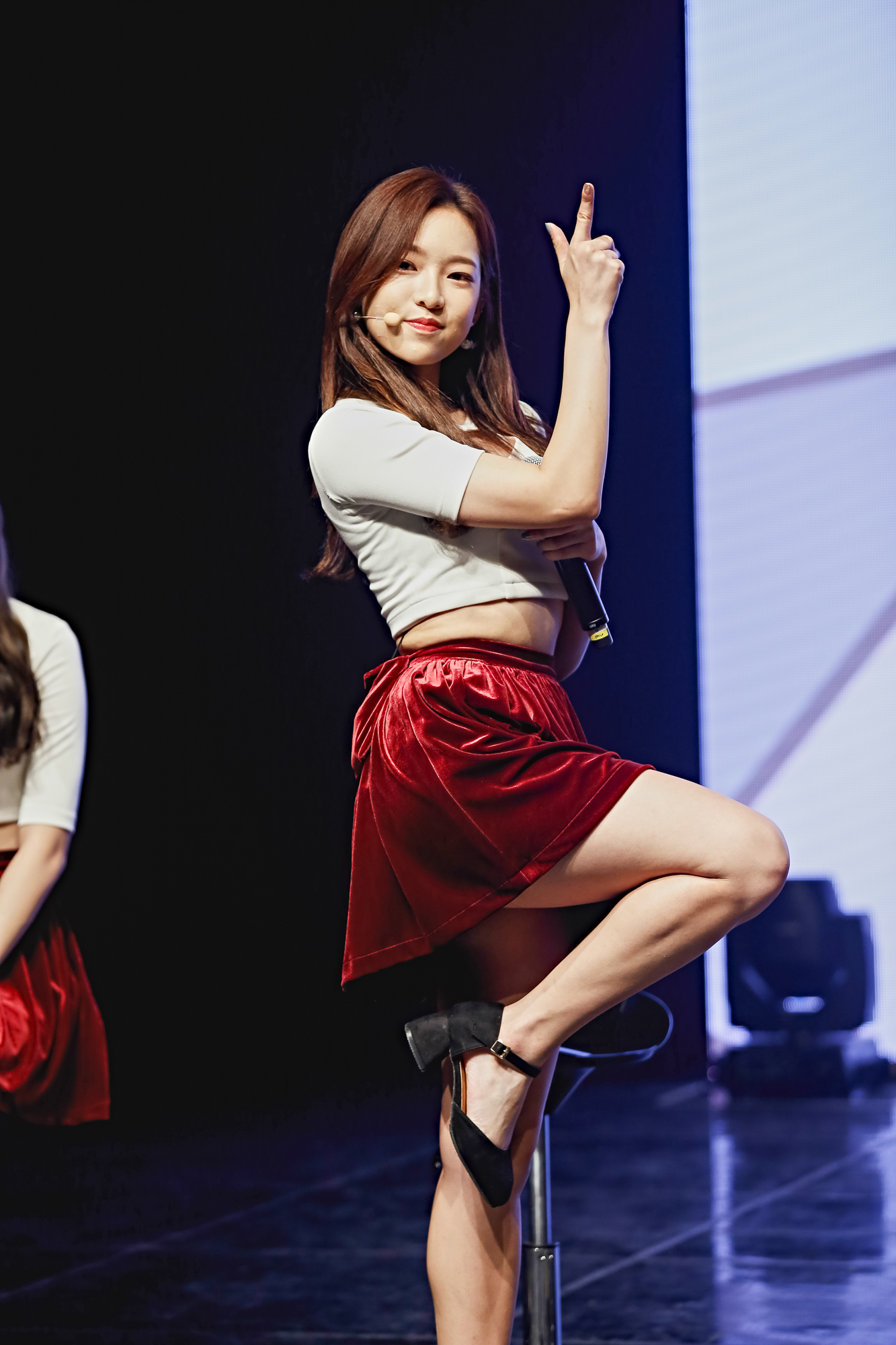 April – Yena (1) – KSTATION TV