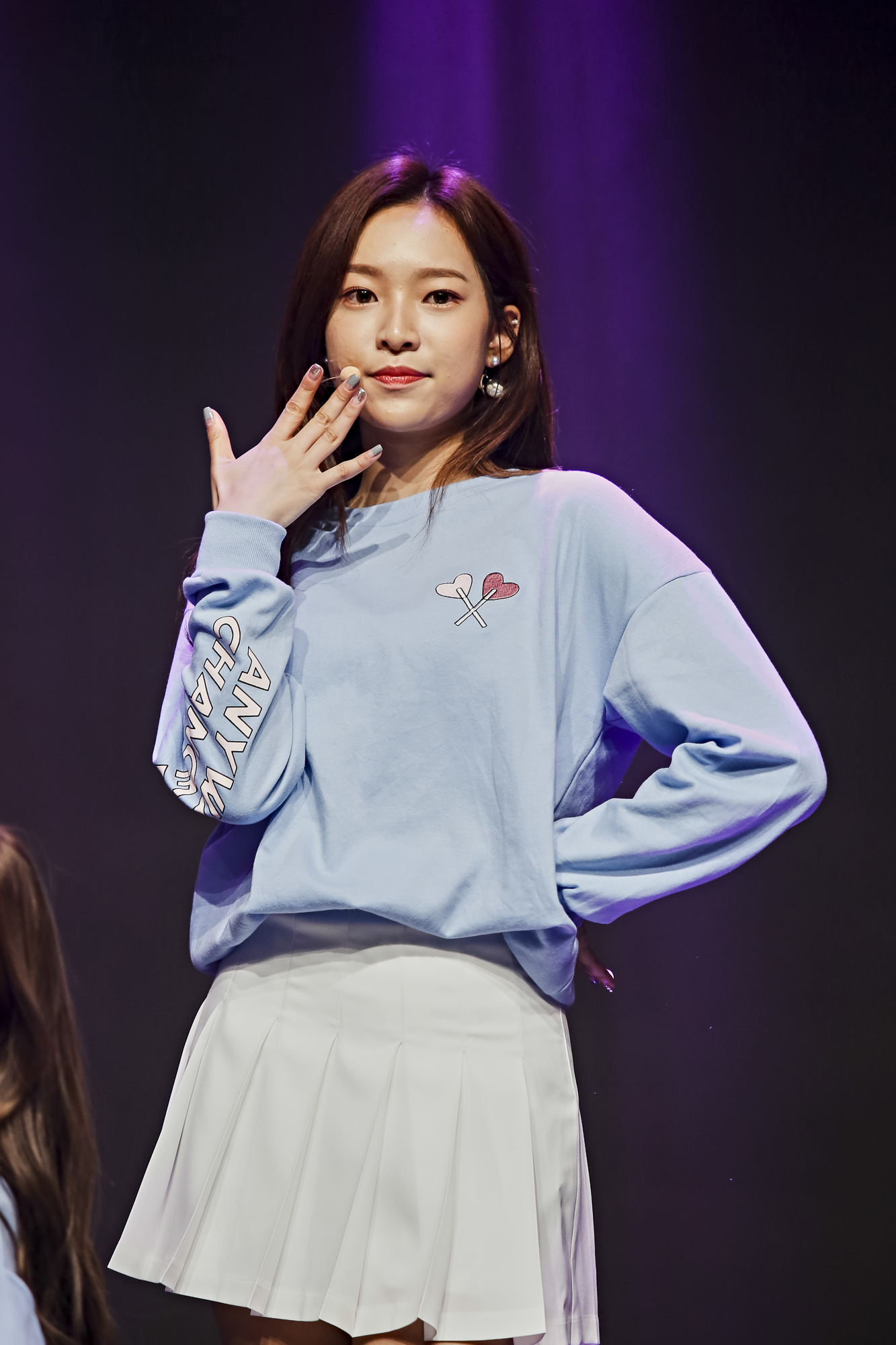 April – Yena (2) – KSTATION TV