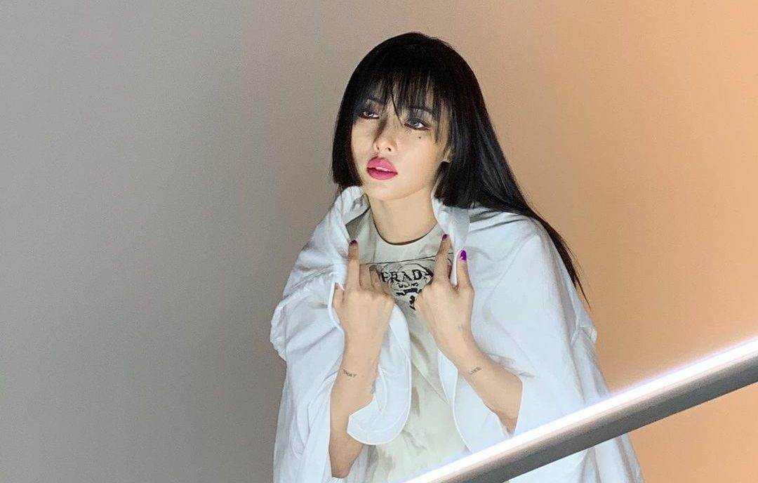 HYUNA i’m not cool mini album – KSTATION TV