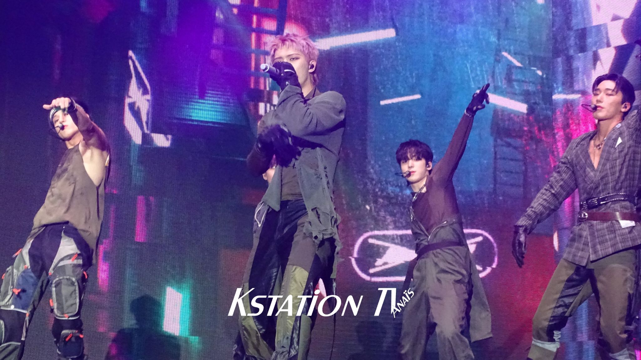 ATEEZ – Performance Outlaw (7) – KSTATION TV