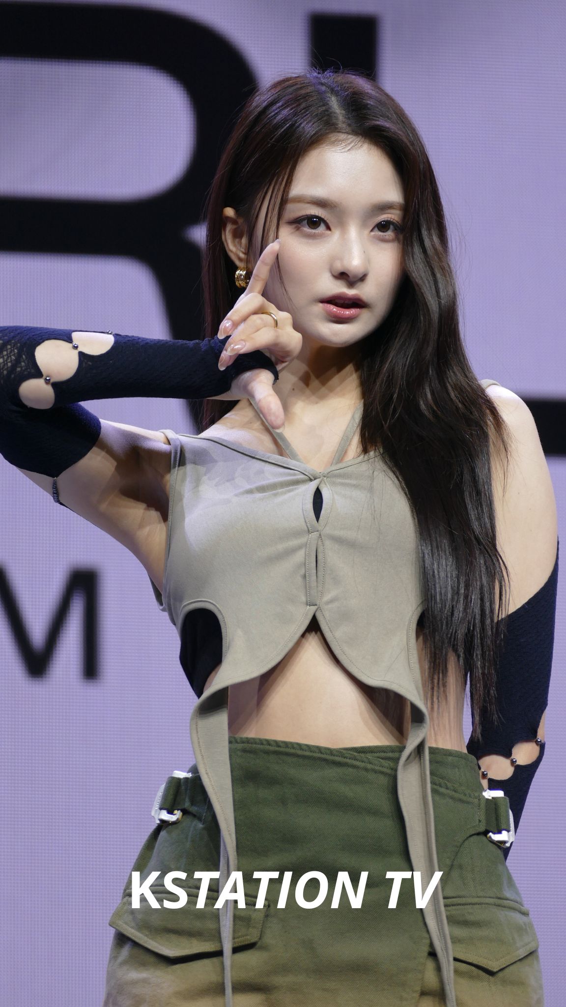 FROMIS_9 – LEE NA GYUNG 2 – KSTATION TV