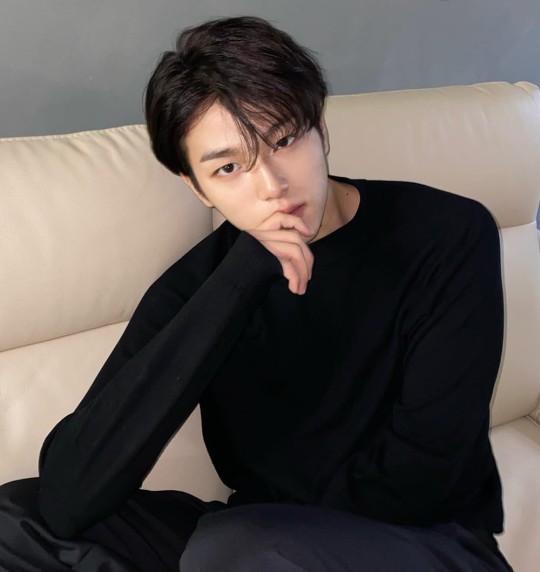 GHOST9 – LEE JIN WOO – KSTATION TV