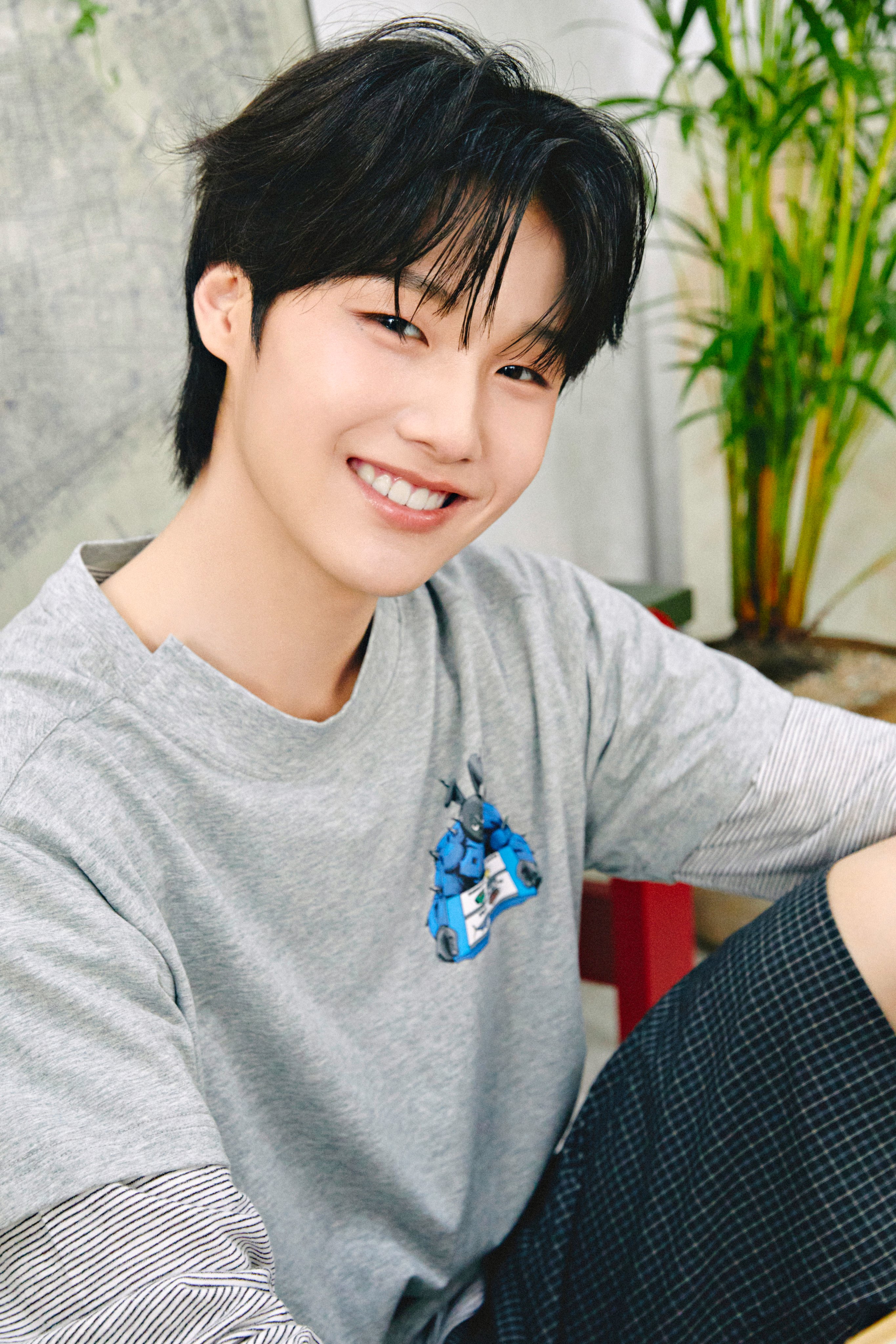 IDNTT – LEE HWAN HEE 1 – KSTATION TV